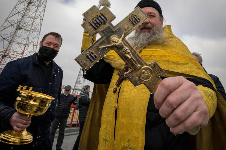 IUVM ARCHIVE | Ukraine imposes sanctions on 10 high-ranking priests of ...